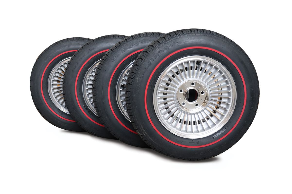C2 1963-1964 Chevrolet Corvette Direct-Bolt Knockoff Wheel & Tire ...