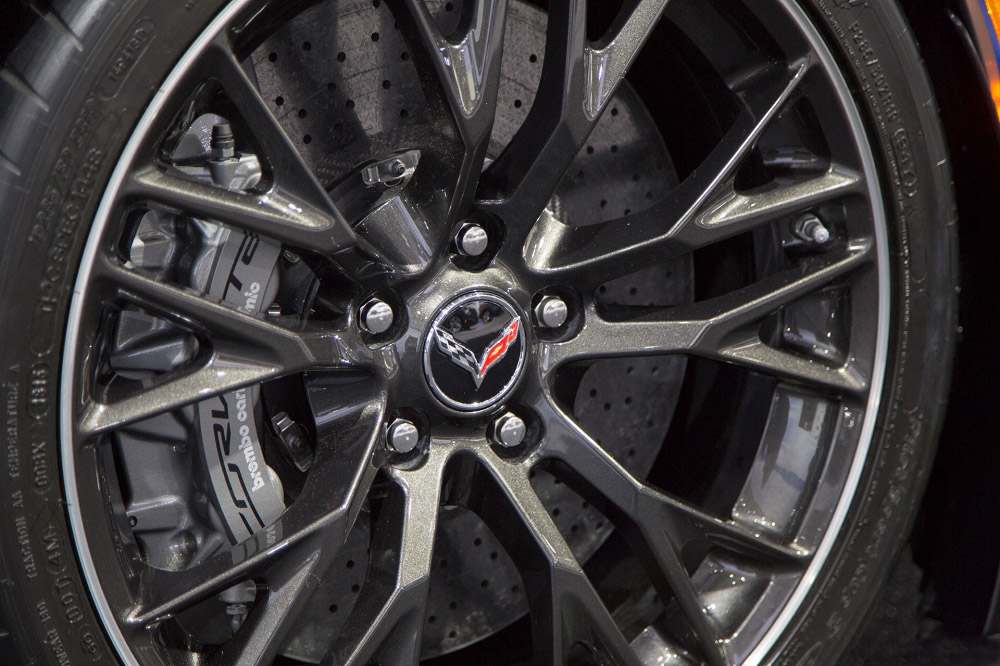 C7 2015-2019 Chevrolet Corvette C7 OEM Grand Sport Wheel Set - - 19X10 ...